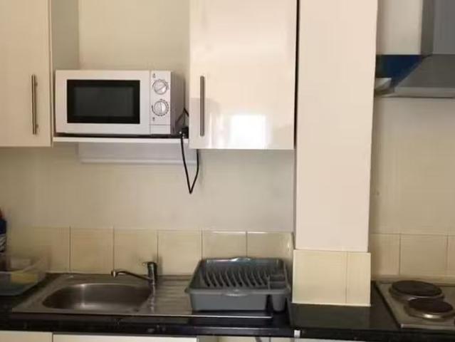 Unique Studio flat to rent in LONDON NW10