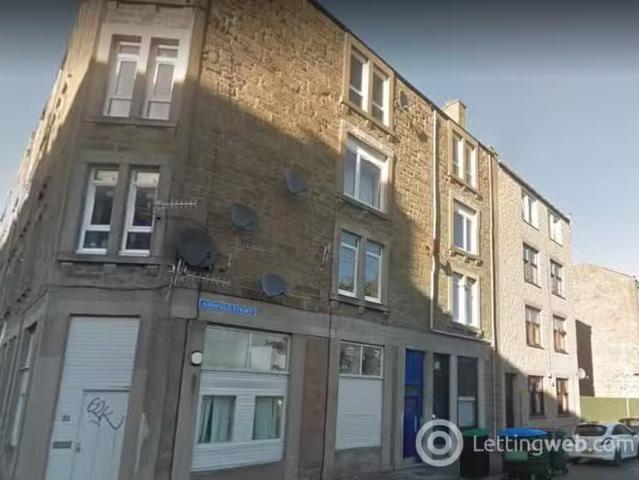 Deal! Property to rent in 17 Annfield Street, Dundee near Haw.