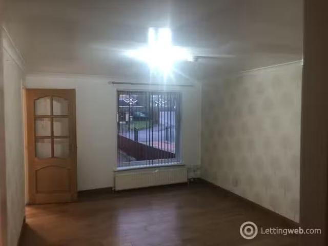 Cheap Property to rent in 33 Kerr drive Glasgow G40 2QS