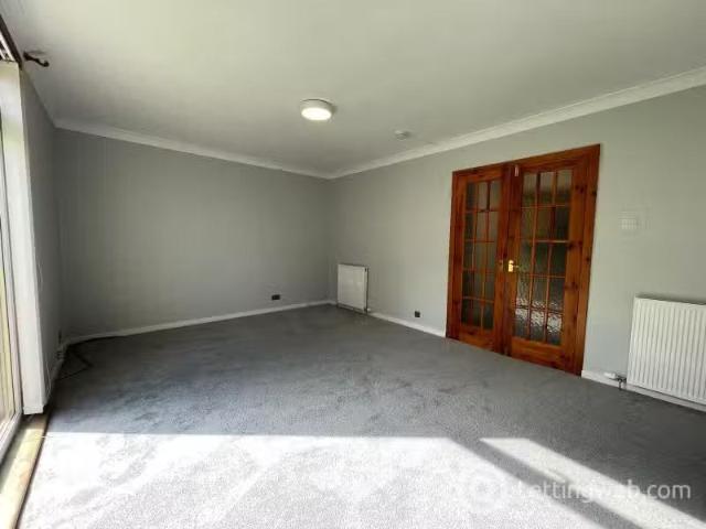 Cheap Property to rent in 34 Hazlehead Gardens