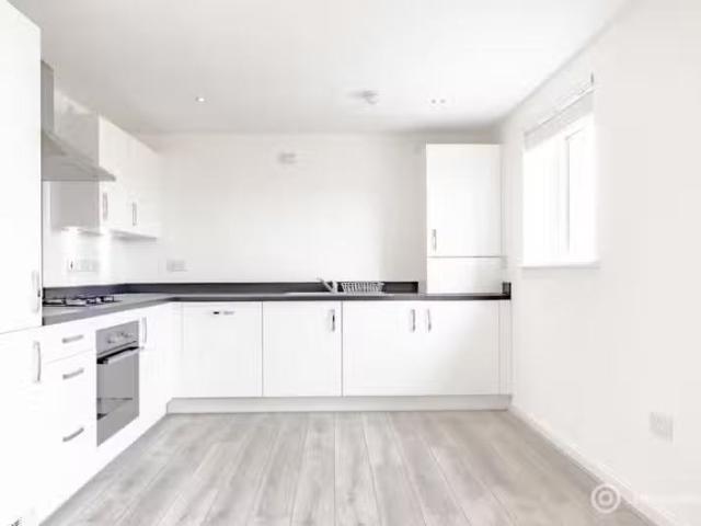 Cheap Property to rent in Fishwives Causeway, Edinburgh, EH15.
