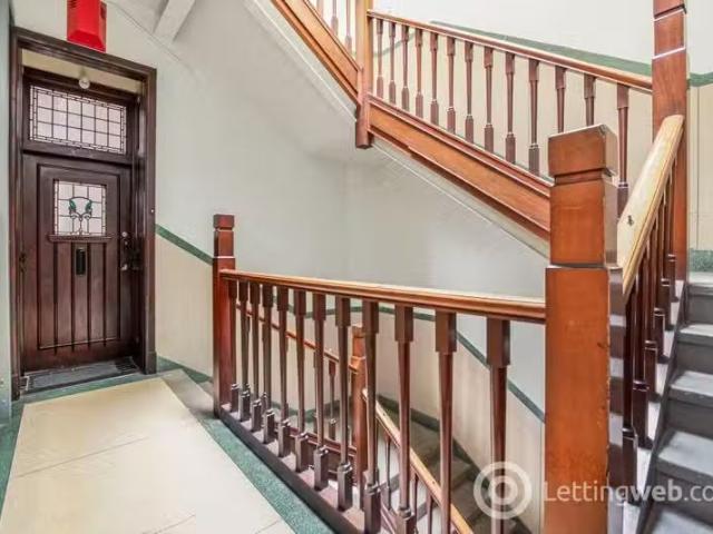 Nice Property to rent in Polwarth Street, Hyndland, Glasgow, G.