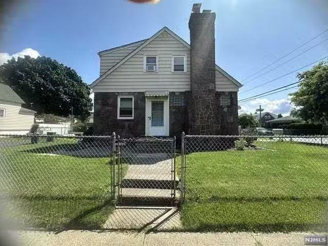 Rental Residential Clifton, NJ 58 La Salle Ave #2