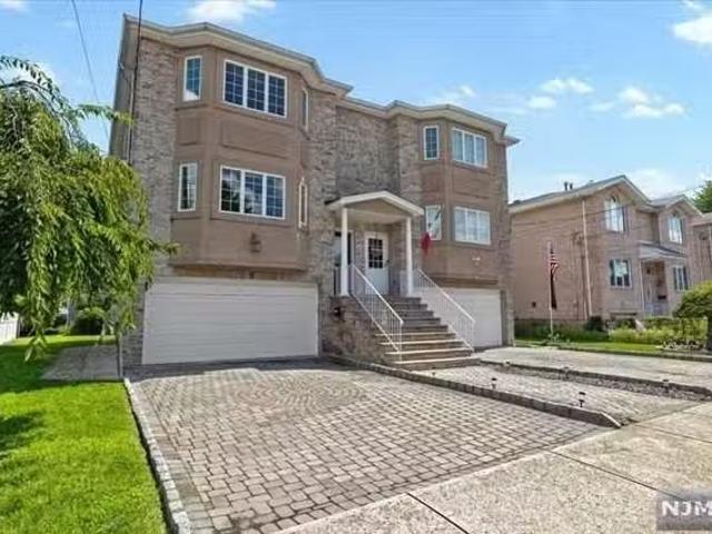 Rental Residential, House Palisades Park, NJ 436A 1st St