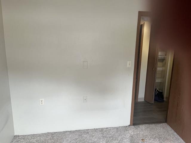 renting my spare bedroom Downtown Des Moines