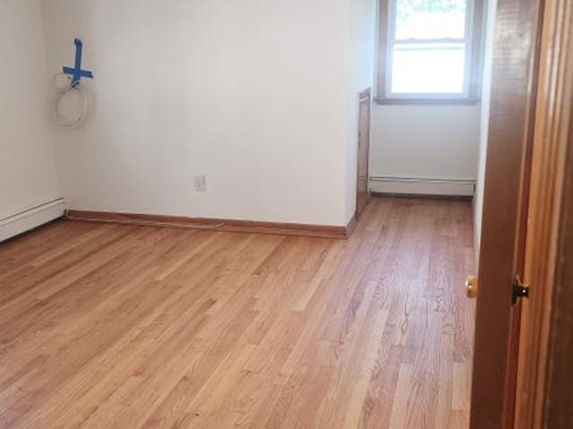 Renting a Room in a two Bedroom Apartment
