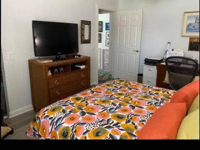 Renting furnished bedroom/bathroomm