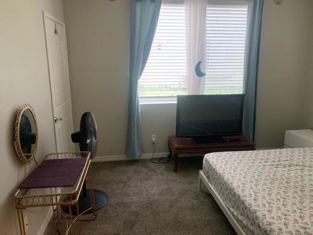 Renting Private Room in West Lancaster