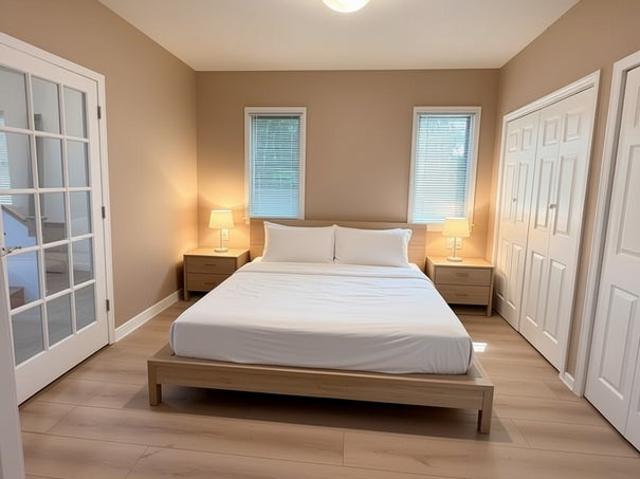 Renting room in a large house close to downtown