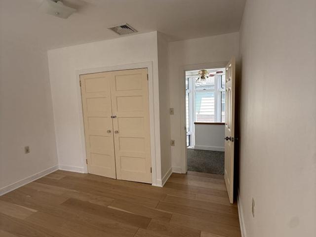 Renting rooms in a large house close to downtown