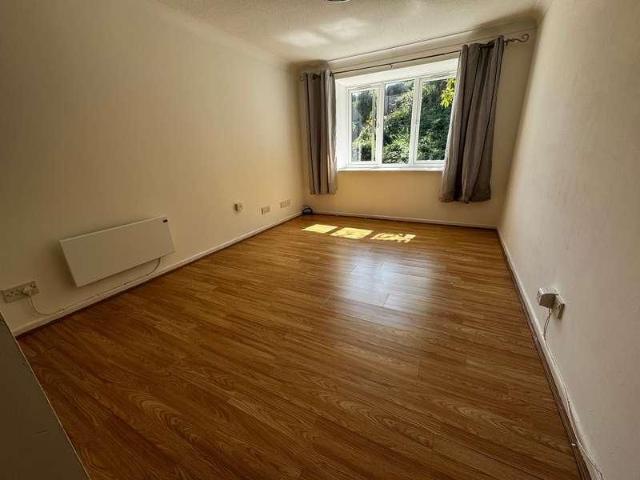 Rena Hobson Court, Tiverton, EX16