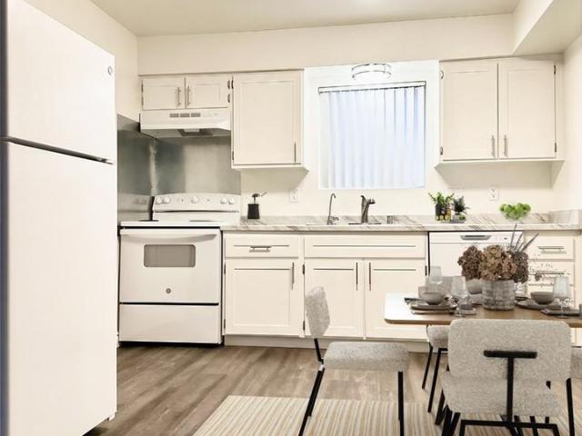 Renaissance 2 Bedroom Apartment for Rent at 305 W San Marcos Blvd, San Marcos, CA 92069
