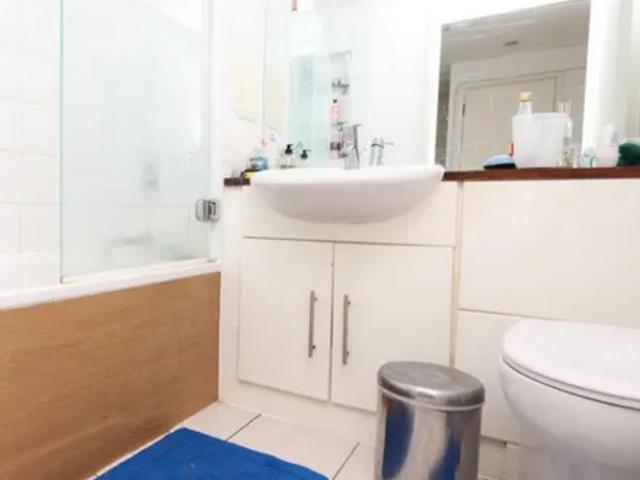 Renaissance Walk, London, SE10 0BX, United Kingdom | Room for rent #154573569 | Rentberry