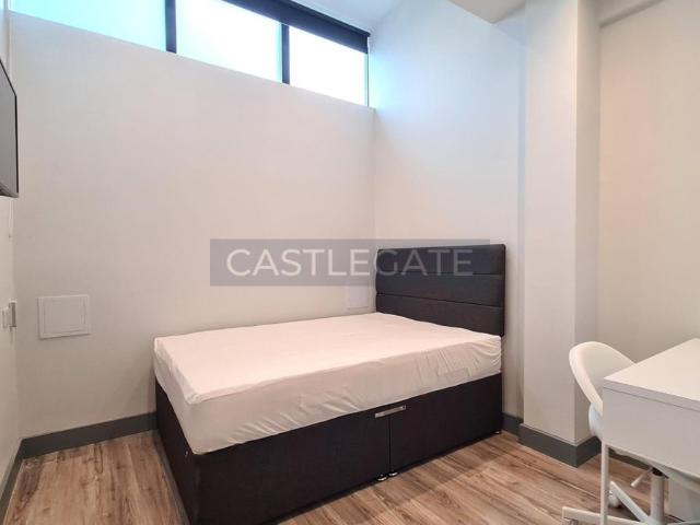 Renaissance Works, New Street, Huddersfield HD1, Room to rent, £450 pcm | PrimeLocation