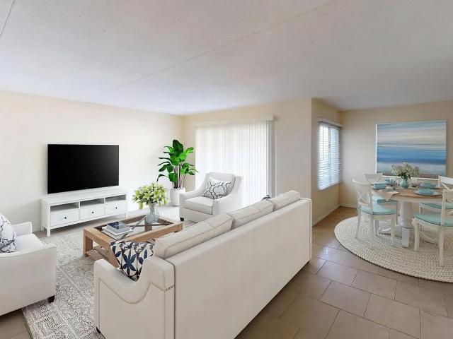 Renaissance at Strawberry Creek Apartments 2 Bedroom Apartment for Rent at 7557 Arlington Expy, Jacksonville, FL 32211 Alderman Park