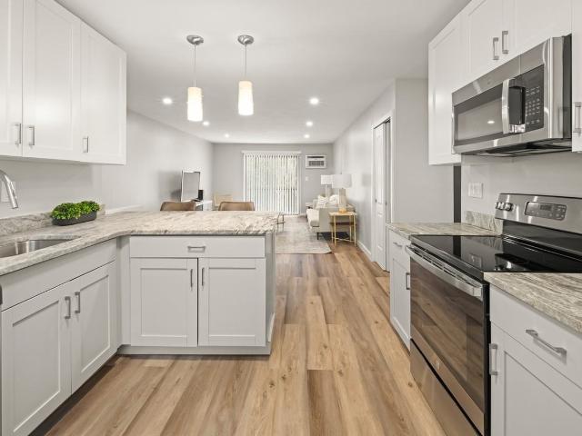 Renaissance Bay 2 Bedroom Apartment for Rent at 200 La Bonne Vie Dr, East Patchogue, NY 11772 East Patchogue