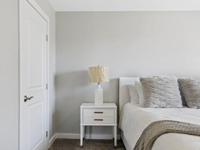 Renaissance Bay 2 Bedroom Apartment for Rent at 200 La Bonne Vie Dr, East Patchogue, NY 11772 East Patchogue