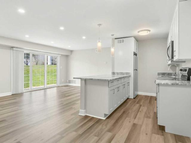 Renaissance Hills 1 Bedroom Apartment for Rent at 1710 Devonshire Rd, Hauppauge, NY 11788 Hauppauge