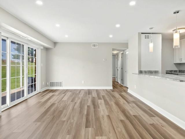 Renaissance Hills Studio Apartment for Rent at 1710 Devonshire Rd, Hauppauge, NY 11788 Hauppauge
