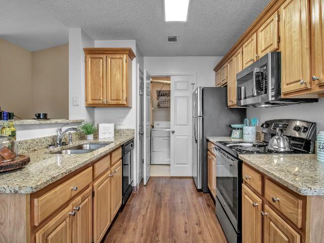 Renaissance Place Apartments 2 Bedroom Apartment for Rent at 10 Arielle Ct, Williamsville, NY 14221