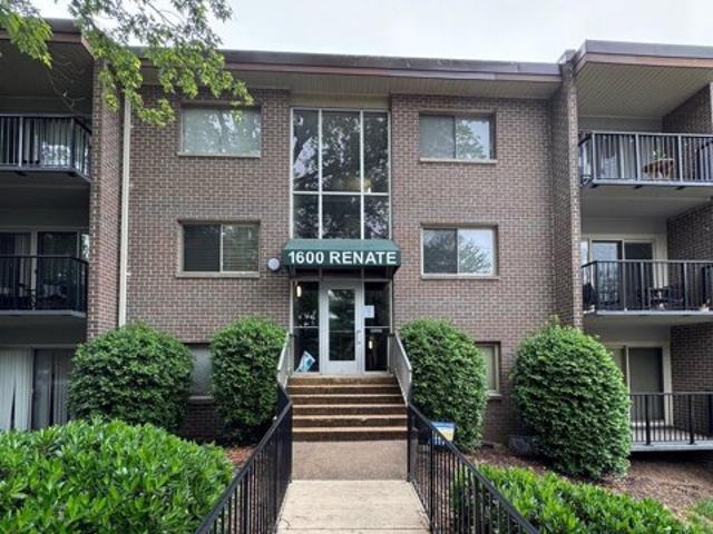 Renate Dr Apt,woodbridge, Condo For Sale