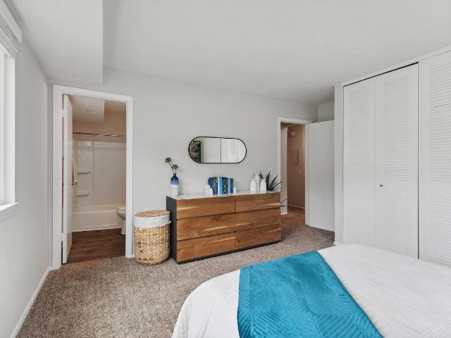 ReNew Durham 2 Bedroom Apartment for Rent at 3554 Weymouth St, Durham, NC 27707