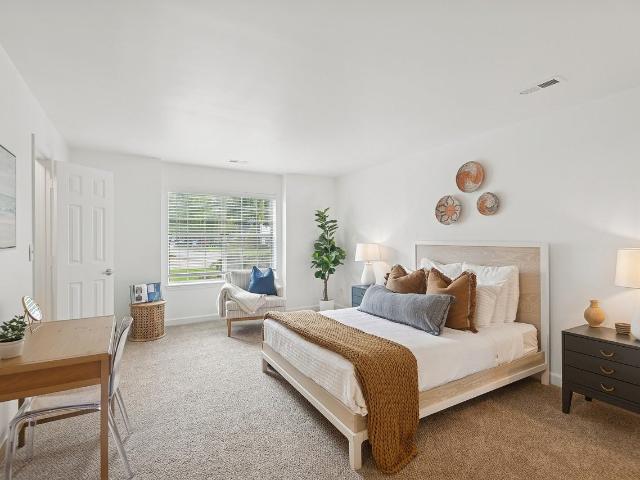 ReNew Little Creek 3 Bedroom Apartment for Rent at 6450 Crescent Way, Norfolk, VA 23513 Park Crescent