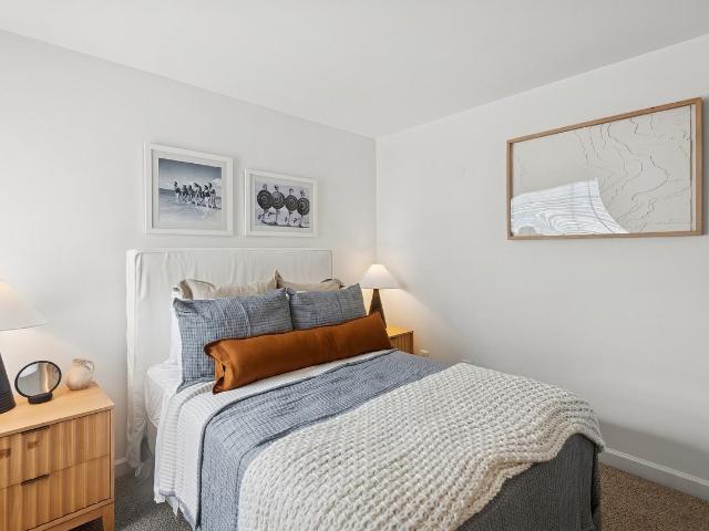 ReNew Little Creek 1 Bedroom Apartment for Rent at 6450 Crescent Way, Norfolk, VA 23513 Park Crescent