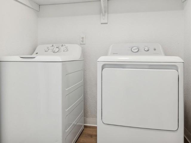 ReNew on James 2 Bedroom Apartment for Rent at 6248 S 242nd Pl, Kent, WA 98032