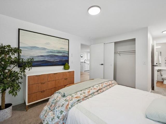 ReNew on James 2 Bedroom Apartment for Rent at 6248 S 242nd Pl, Kent, WA 98032