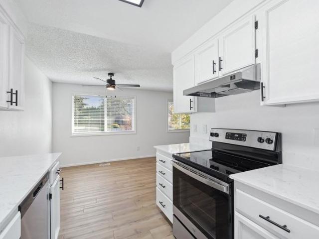 ReNew Rock Creek Townhomes 2 Bedroom Apartment for Rent at 20554 Nw Lapine Way, Oak Hills, OR 97229 Sommerset West Elmonica North