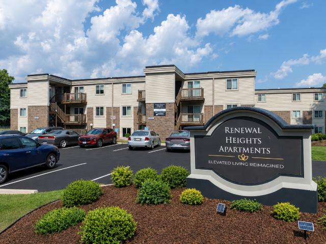 Renewal Heights Apartments 2 Bedroom Apartment for Rent at 2974 Coppercreek Rd, Ferguson, MO 63136 Ferguson