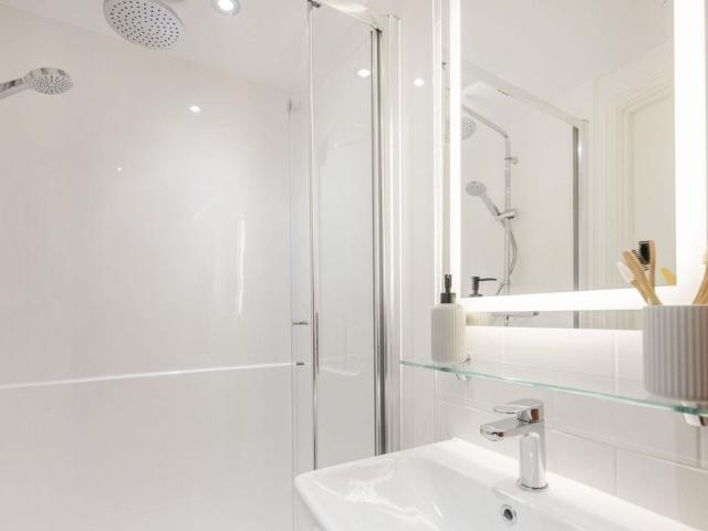 Renfield Street, Glasgow G2, Studio to rent, £1,495 pcm | PrimeLocation