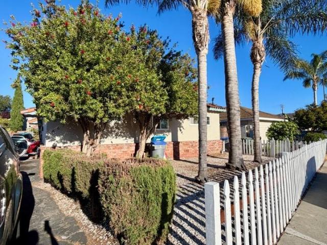 Rengstorff 2 Bedroom Apartment for Rent at 865 N Rengstorff Ave, Mountain View, CA 94043