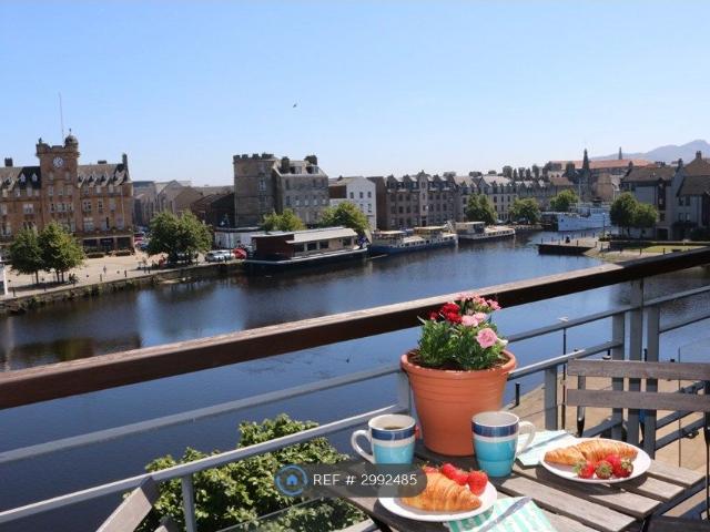 Rennie's Isle, Edinburgh EH6, 2 bed flat to rent, £1,425 pcm | PrimeLocation