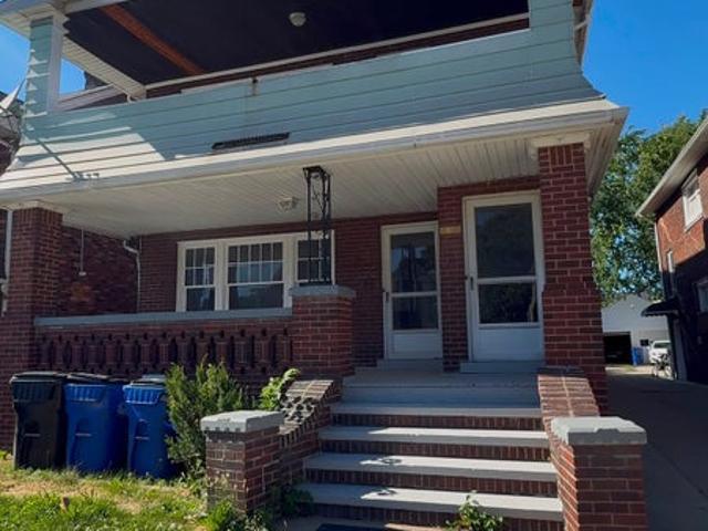 Renovated 3BR/1BA | First Floor | Clark Fulton
