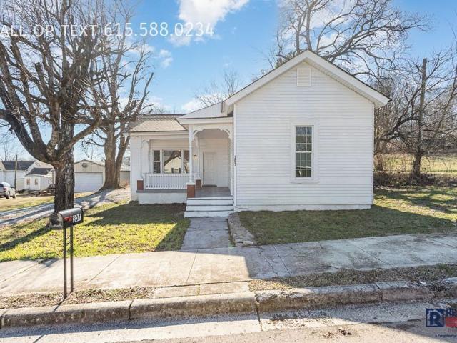 Renovated 1900’s Downtown Columbia Home Extra Storage & No HOA