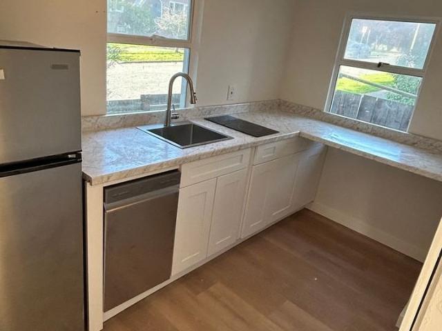 Renovated 1 Bed, 1 Bath apartment in West Seattle Triplex, $1,895/month 1 Bedroom Apartment for Rent at 4511 Sw Lander St, Seattle, WA 98116 North Admiral