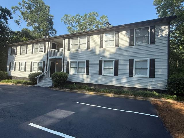 Renovated 2 Bed/2 Bath Unit Across from Vet School in East Athens