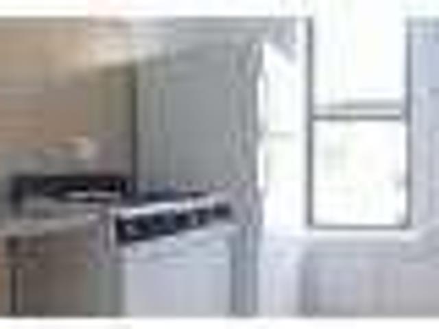 Renovated 2bedroom with brand new bathroom in quiet building
