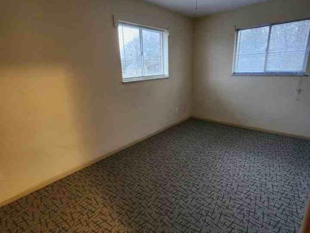 Renovated 2BR/Washer 2 Bedroom Apartment for Rent at 2415 2411, 2413, 2415 Charlestown Road, New Albany, IN 47150