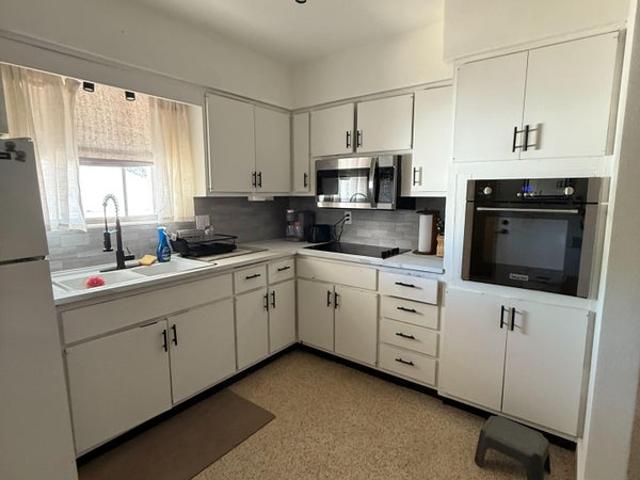 Renovated & comfy Sarasota House golf course commu
