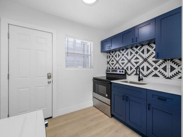 Renovated Charming Apartment in Historic Northeast Studio Apartment for Rent at 326 8th Ave Ne, St. Petersburg, FL 33701 Historic Old Northeast