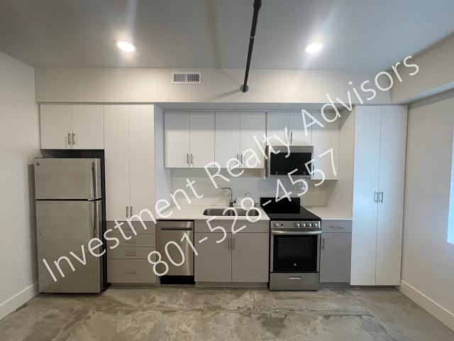 Renovated Apartment in Sugarhouse!