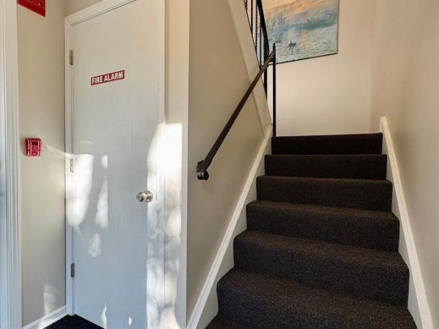 RENOVATED APARTMENT WITH IN 2 Bedroom Apartment for Rent at 4342 Linscott Ave, Downers Grove, IL 60515