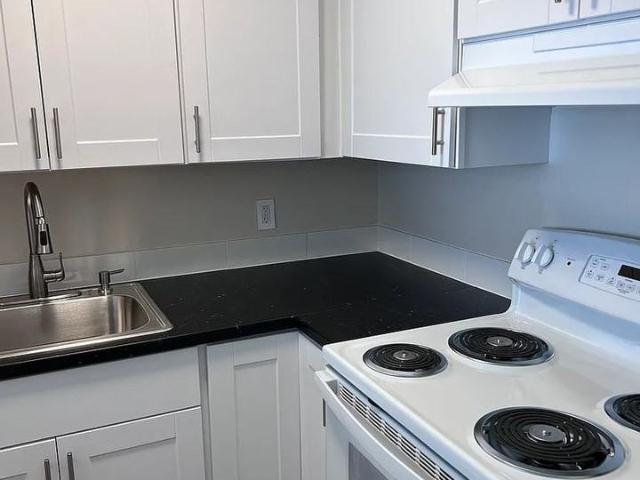 Renovated Apartments at Cedar Lane | Updated Kitchens & LVP Flooring | 1 Month Free! 2 Bedroom Apartment for Rent at 12536 Greenwood Ave N, Seattle, WA 98133 Bitter Lake