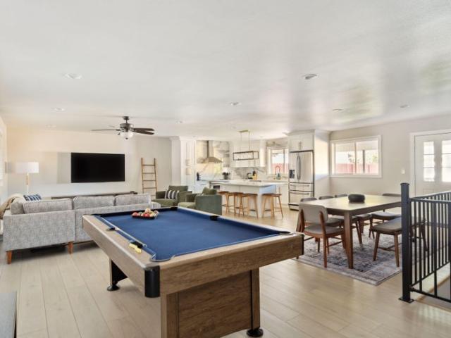 Renovated Arvada Retreat • Fast WiFi • Patio • Poo