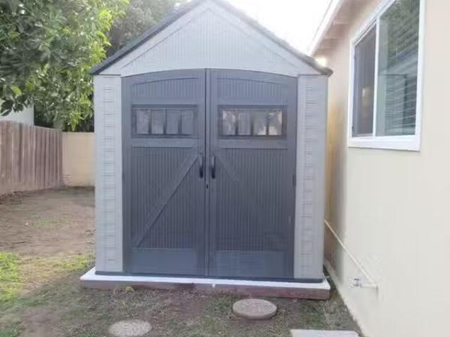 Renovated Guest House in Sylmar on Cobalt Apartments in Los.