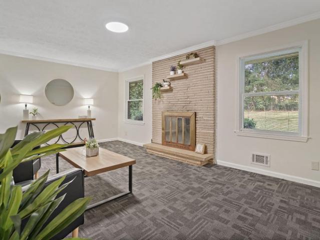 Renovated Decatur CoLiving Top Rated Host ⭐️ | Fu
