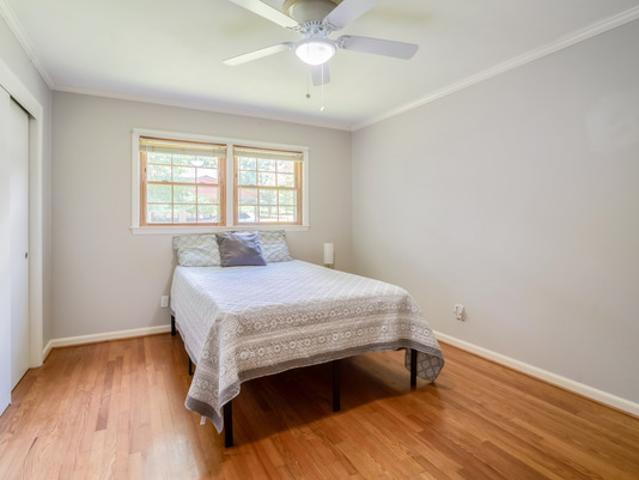Renovated Hampton House Quiet Neighborhood!